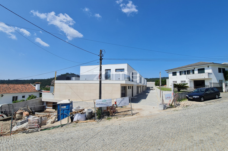 Zome Portugal - Casa T3+1 em Abade de Neiva, Barcelos (Casa B) - ZMPT569061